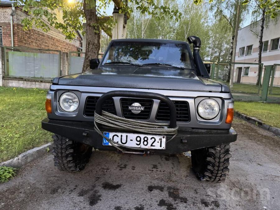 Pelēks Nissan Patrol 1993 Rīga, ar dzinēja tilpumu 2.80 L un nobraukumu 272 tūkst. km par 4500 €, foto 3 vietnē AUTOMOTO.COM.LV