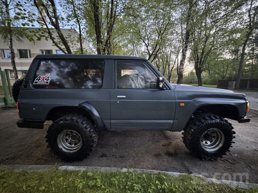 Pelēks Nissan Patrol 1993 Rīga, ar dzinēja tilpumu 2.80 L un nobraukumu 272 tūkst. km par 4500 €, foto 6 vietnē AUTOMOTO.COM.LV