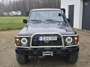Pelēks Nissan Patrol 1993 Šauļi, ar dzinēja tilpumu 2.80 L un nobraukumu 300 tūkst. km par 4650 €, foto 2 vietnē AUTOMOTO.COM.LV