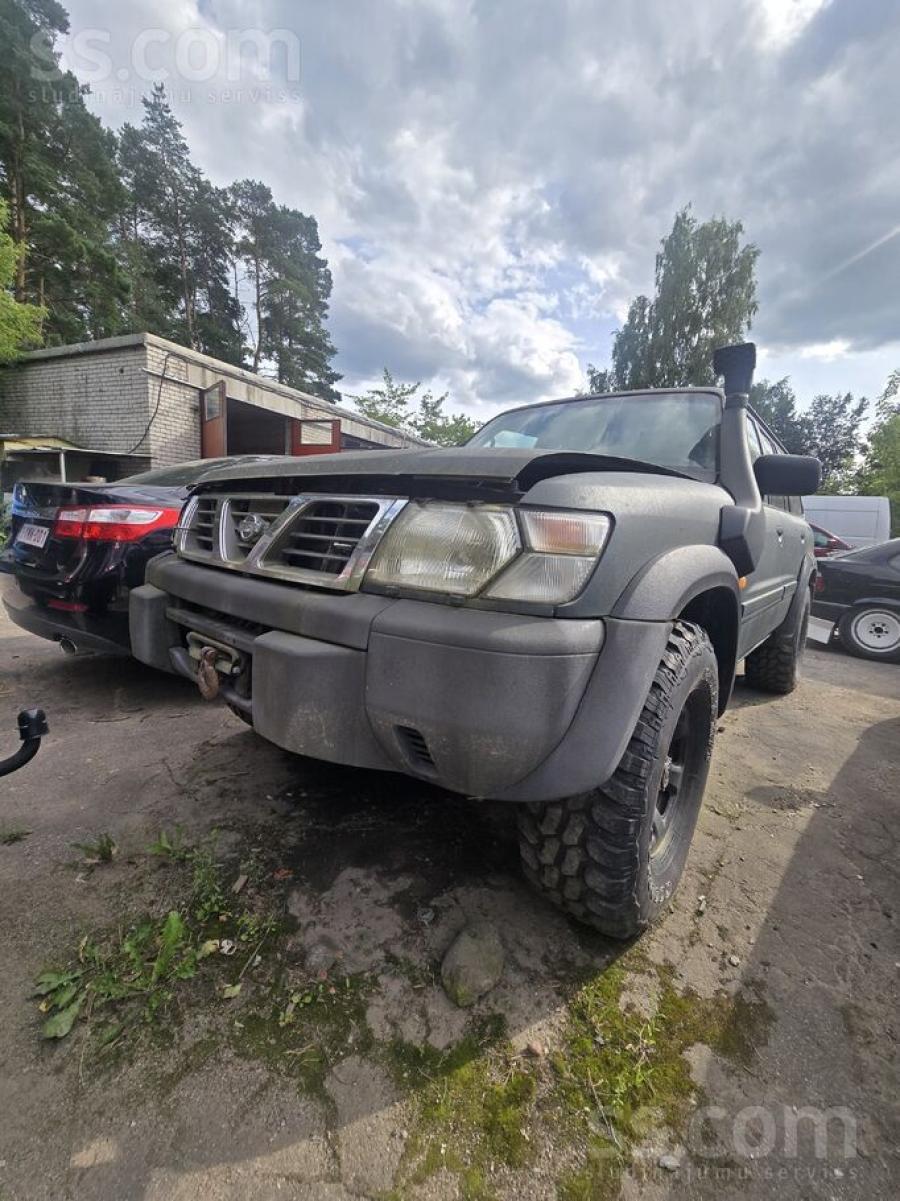Pelēks Nissan Patrol 1998 Rīga, ar dzinēja tilpumu 2.80 L un nobraukumu 240 tūkst. km par 6000 €, foto 4 vietnē AUTOMOTO.COM.LV