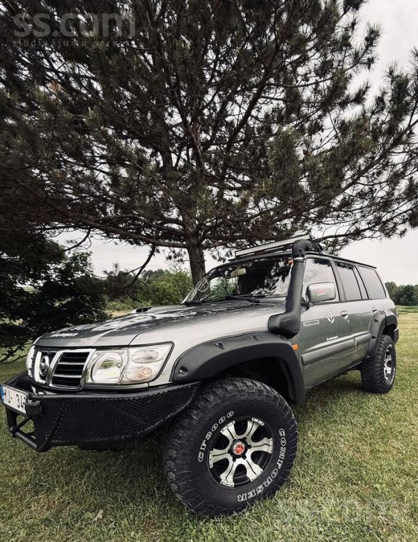Pelēks Nissan Patrol 2003 Bauska, ar dzinēja tilpumu 3.00 L un nobraukumu 284 tūkst. km par 8500 €, foto 6 vietnē AUTOMOTO.COM.LV