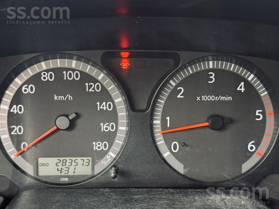 Pelēks Nissan Patrol 2003 Bauska, ar dzinēja tilpumu 3.00 L un nobraukumu 284 tūkst. km par 8500 €, foto 9 vietnē AUTOMOTO.COM.LV