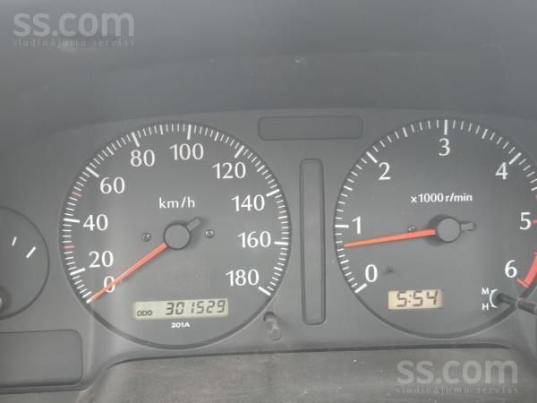 Grey Nissan Patrol 2003 in Jelgava, with an engine capacity of 3.00 L and mileage of 302 thousand km for 11900 €, photo 4 on AUTOMOTO.COM.LV