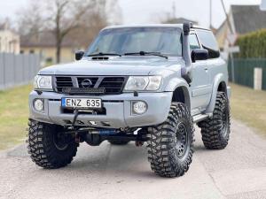 Grey Nissan Patrol 2003 in Radviliskis, with an engine capacity of 2.95 L and mileage of 270 thousand km for 20999 €, photo 3 on AUTOMOTO.COM.LV