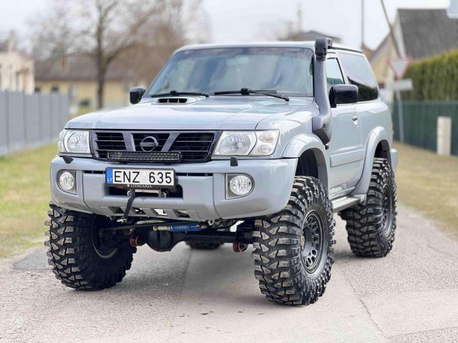Grey Nissan Patrol 2003 in Radviliskis, with an engine capacity of 2.95 L and mileage of 270 thousand km for 20999 €, photo 3 on AUTOMOTO.COM.LV