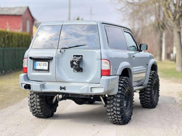 Pelēks Nissan Patrol 2003 Radviliškis, ar dzinēja tilpumu 2.95 L un nobraukumu 270 tūkst. km par 20999 €, foto 4 vietnē AUTOMOTO.COM.LV