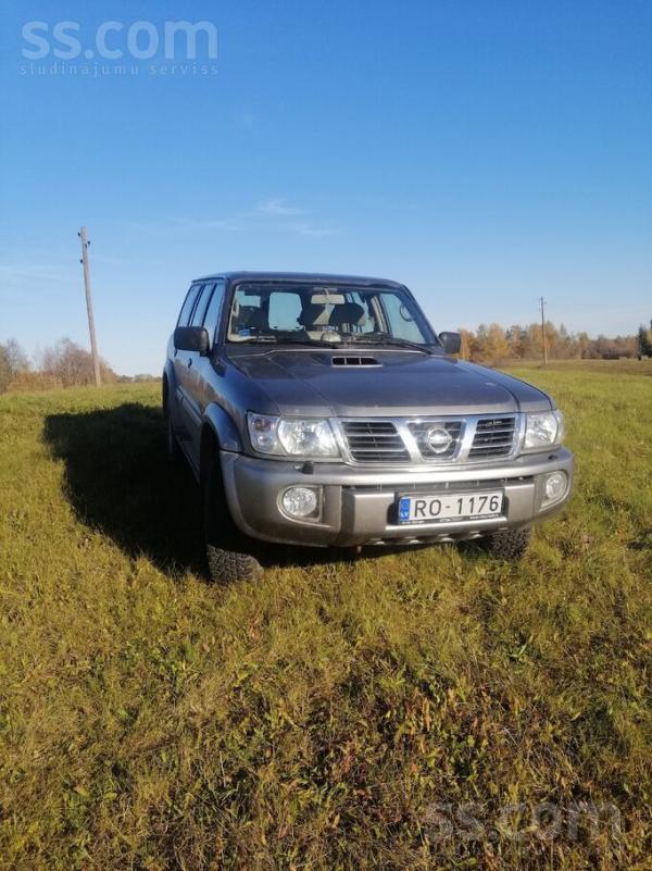 Pelēks Nissan Patrol 2004 Krāslava, ar dzinēja tilpumu 3.00 L un nobraukumu 325 tūkst. km par 9500 €, foto 1 vietnē AUTOMOTO.COM.LV