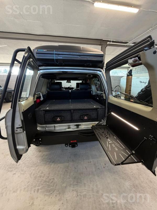 Pelēks Nissan Patrol 2005 Rīga, ar dzinēja tilpumu 3.00 L un nobraukumu 170 tūkst. km par 38000 €, foto 9 vietnē AUTOMOTO.COM.LV
