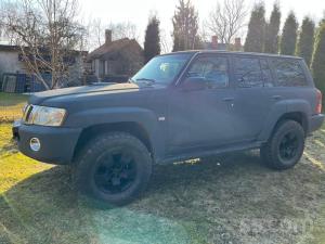 Pelēks Nissan Patrol 2005 Rīga, ar dzinēja tilpumu 3.00 L un nobraukumu 320 tūkst. km par 11330 €, foto 9 vietnē AUTOMOTO.COM.LV