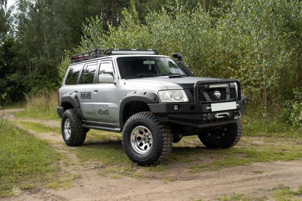 Nissan Patrol 2007 Viļņa vietnē Pelēks Nissan Patrol 2007 Viļņa, ar dzinēja tilpumu 2.95 L un nobraukumu 298 tūkst. km par 14200 €, foto 1 vietnē AUTOMOTO.COM.LV