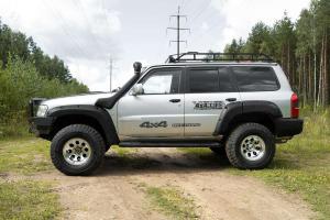 Pelēks Nissan Patrol 2007 Viļņa, ar dzinēja tilpumu 2.95 L un nobraukumu 298 tūkst. km par 14200 €, foto 11 vietnē AUTOMOTO.COM.LV