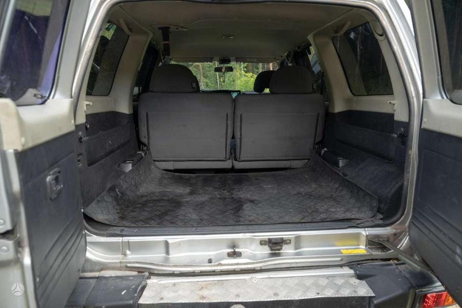 Pelēks Nissan Patrol 2007 Viļņa, ar dzinēja tilpumu 2.95 L un nobraukumu 298 tūkst. km par 14200 €, foto 15 vietnē AUTOMOTO.COM.LV