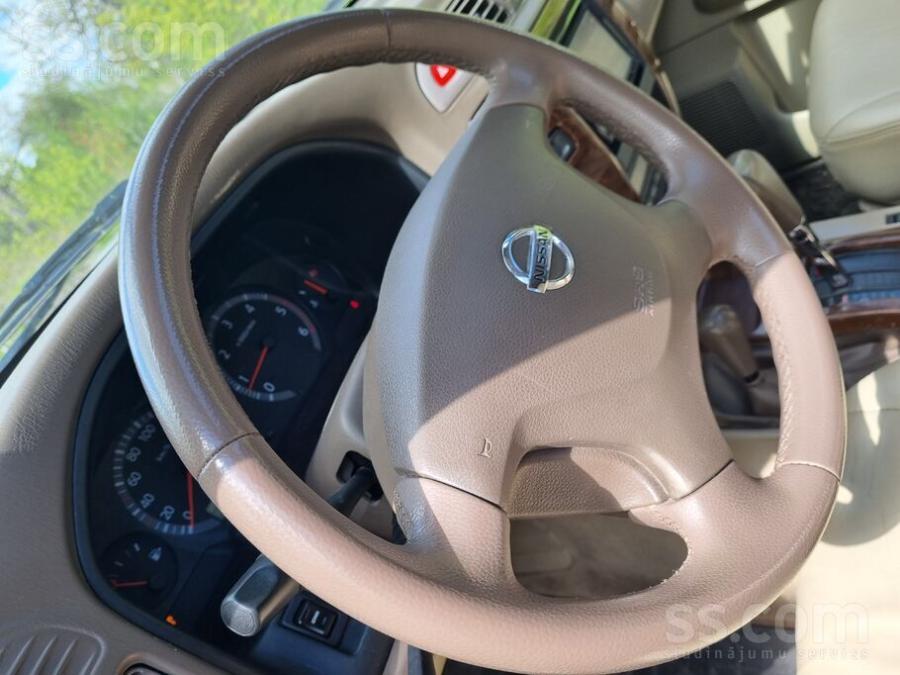 Yellow Nissan Patrol 2003 in Jelgava, with an engine capacity of 3.00 L and mileage of 366 thousand km for 7500 €, photo 9 on AUTOMOTO.COM.LV