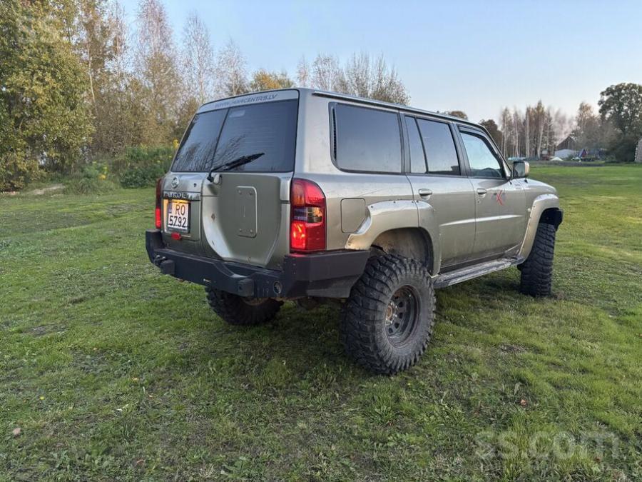 Желтый Ниссан Патрол 2008 в Елгава, объемом двигателя 3.00 л и пробегом 0 тыс. км за 9000 €, фото 1 на AUTOMOTO.COM.LV