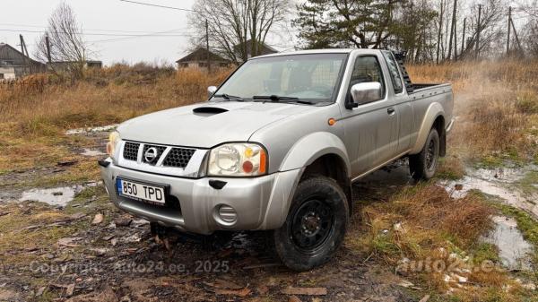 Pelēks Nissan Pickup 2005 Tallina, ar dzinēja tilpumu 2.50 L un nobraukumu 163 tūkst. km par 8000 €, foto 7 vietnē AUTOMOTO.COM.LV
