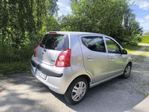 Grey Nissan Pixo 2009 in Siauliai, with an engine capacity of 1.00 L and mileage of 105 thousand km for 1350 €, photo 4 on AUTOMOTO.COM.LV