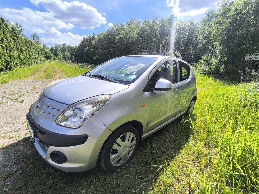 Grey Nissan Pixo 2009 in Siauliai, with an engine capacity of 1.00 L and mileage of 105 thousand km for 1350 €, photo 12 on AUTOMOTO.COM.LV