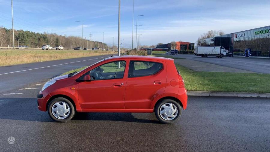 Sarkans Nissan Pixo 2011 Kauņa, ar dzinēja tilpumu 1.00 L un nobraukumu 70 tūkst. km par 4100 €, foto 3 vietnē AUTOMOTO.COM.LV
