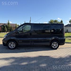 Black Nissan Primastar 2004 in Rezekne, with an engine capacity of 2.50 L and mileage of 0 thousand km for 4500 €, photo 3 on AUTOMOTO.COM.LV