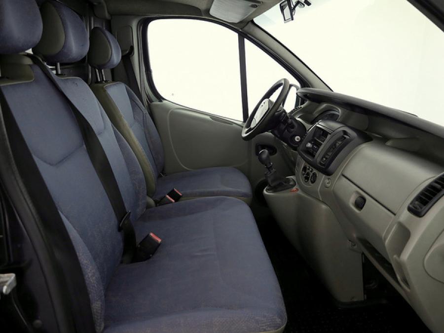 Черный Ниссан Примастар 2005 в Таллин, объемом двигателя 1.90 л и пробегом 305 тыс. км за 2199 €, фото 7 на AUTOMOTO.COM.LV