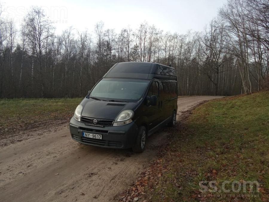 Black Nissan Primastar 2005 in Aluksne, with an engine capacity of 1.90 L and mileage of 321 thousand km for 4300 €, photo 1 on AUTOMOTO.COM.LV