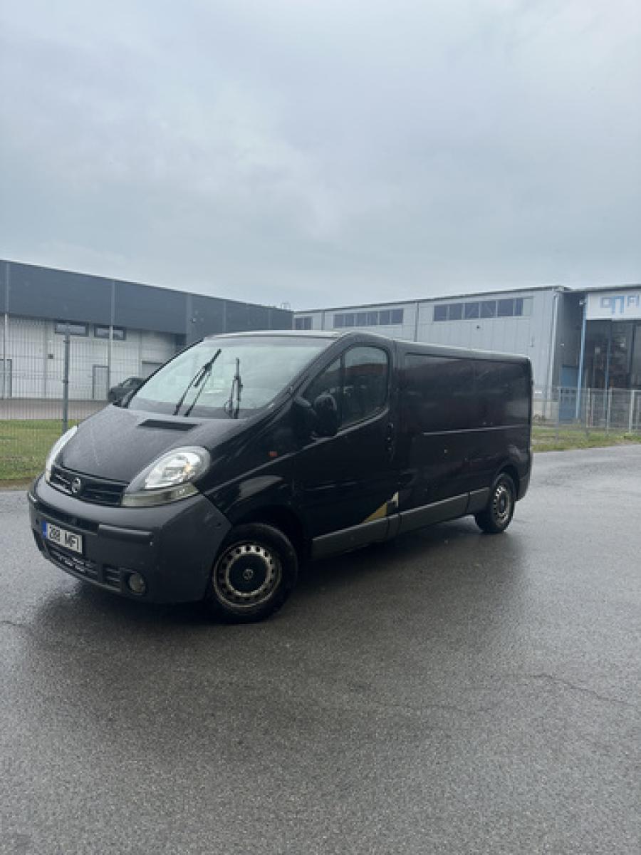 Melns Nissan Primastar 2006 Tallina, ar dzinēja tilpumu 1.90 L un nobraukumu 0 tūkst. km par 1650 €, foto 7 vietnē AUTOMOTO.COM.LV