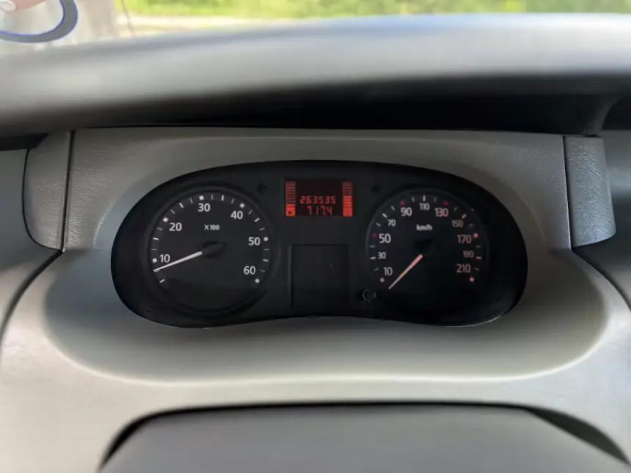Melns Nissan Primastar 2007 Jelgava, ar dzinēja tilpumu 2.00 L un nobraukumu 264 tūkst. km par 4200 €, foto 12 vietnē AUTOMOTO.COM.LV