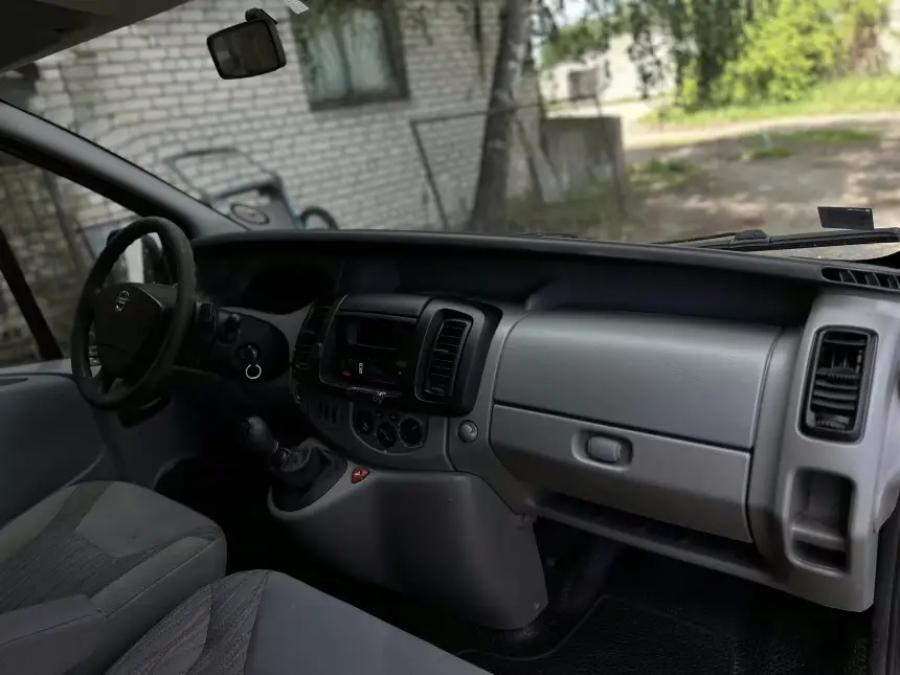 Melns Nissan Primastar 2007 Jelgava, ar dzinēja tilpumu 2.00 L un nobraukumu 264 tūkst. km par 4200 €, foto 17 vietnē AUTOMOTO.COM.LV