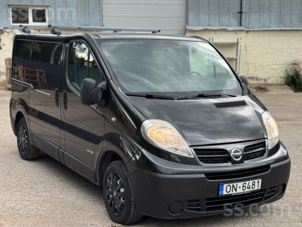 Black Nissan Primastar 2008 in Jelgava, with an engine capacity of 2.00 L and mileage of 274 thousand km for 4750 €, photo 2 on AUTOMOTO.COM.LV