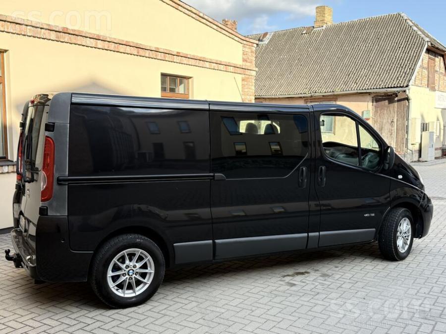 Black Nissan Primastar 2010 in Bauska, with an engine capacity of 2.00 L and mileage of 0 thousand km for 4990 €, photo 8 on AUTOMOTO.COM.LV