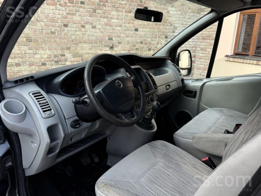Black Nissan Primastar 2010 in Bauska, with an engine capacity of 2.00 L and mileage of 0 thousand km for 4990 €, photo 14 on AUTOMOTO.COM.LV