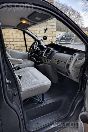 Black Nissan Primastar 2014 in Riga, with an engine capacity of 2.00 L and mileage of 305 thousand km for 9000 €, photo 1 on AUTOMOTO.COM.LV