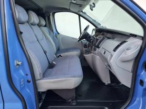 Zils Nissan Primastar 2005 Ogre, ar dzinēja tilpumu 1.90 L un nobraukumu 165 tūkst. km par 6750 €, foto 8 vietnē AUTOMOTO.COM.LV