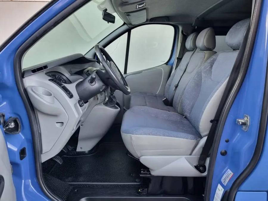 Zils Nissan Primastar 2005 Ogre, ar dzinēja tilpumu 1.90 L un nobraukumu 165 tūkst. km par 6750 €, foto 9 vietnē AUTOMOTO.COM.LV