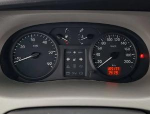 Zils Nissan Primastar 2005 Ogre, ar dzinēja tilpumu 1.90 L un nobraukumu 165 tūkst. km par 6750 €, foto 16 vietnē AUTOMOTO.COM.LV