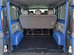 Zils Nissan Primastar 2005 Ogre, ar dzinēja tilpumu 1.90 L un nobraukumu 165 tūkst. km par 6750 €, foto 22 vietnē AUTOMOTO.COM.LV