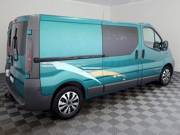 Green Nissan Primastar 2003 in Tallinn, with an engine capacity of 1.90 L and mileage of 328 thousand km for 2299 €, photo 3 on AUTOMOTO.COM.LV