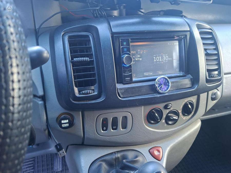 Pelēks Nissan Primastar 2006 Jonava, ar dzinēja tilpumu 1.87 L un nobraukumu 240 tūkst. km par 1600 €, foto 9 vietnē AUTOMOTO.COM.LV