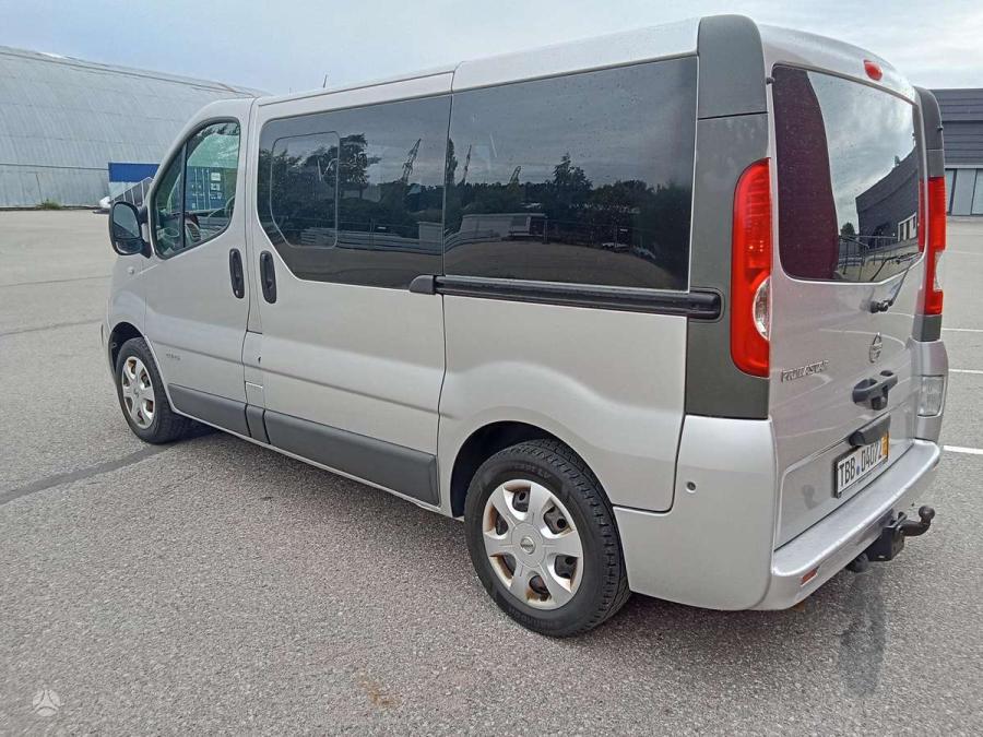 Pelēks Nissan Primastar 2012 Kauņa, ar dzinēja tilpumu 2.00 L un nobraukumu 237 tūkst. km par 7300 €, foto 4 vietnē AUTOMOTO.COM.LV