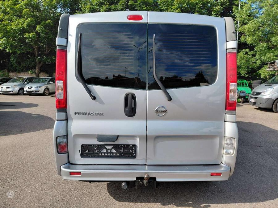 Grey Nissan Primastar 2013 in Klaipeda, with an engine capacity of 2.00 L and mileage of 305 thousand km for 8500 €, photo 9 on AUTOMOTO.COM.LV