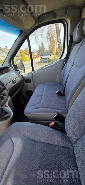 Grey Nissan Primastar 2003 in Jelgava, with an engine capacity of 1.90 L and mileage of 331 thousand km for 2300 €, photo 10 on AUTOMOTO.COM.LV