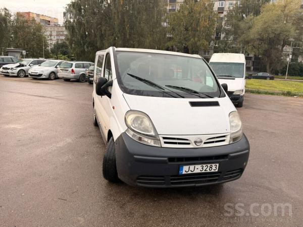 Nissan Primastar 2003 in Riga on AUTOMOTO.COM.LV Grey Nissan Primastar 2003 in Riga, with an engine capacity of 1.90 L and mileage of 298 thousand km for 1890 €, photo 8 on AUTOMOTO.COM.LV