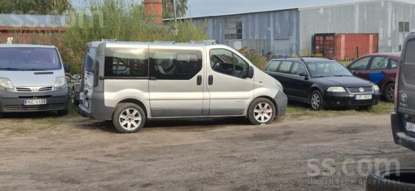 Nissan Primastar 2004 in Riga on AUTOMOTO.COM.LV Grey Nissan Primastar 2004 in Riga, with an engine capacity of 1.90 L and mileage of 325 thousand km for 5000 €, photo 9 on AUTOMOTO.COM.LV