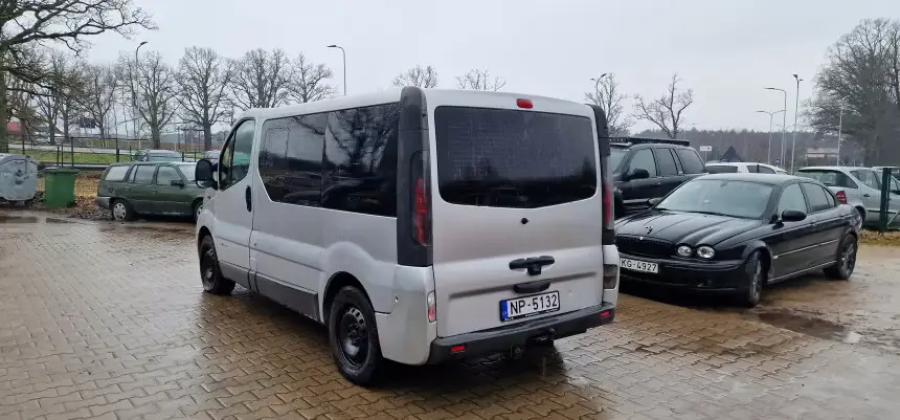 Pelēks Nissan Primastar 2006 Valmiera, ar dzinēja tilpumu 1.90 L un nobraukumu 576 tūkst. km par 3200 €, foto 6 vietnē AUTOMOTO.COM.LV