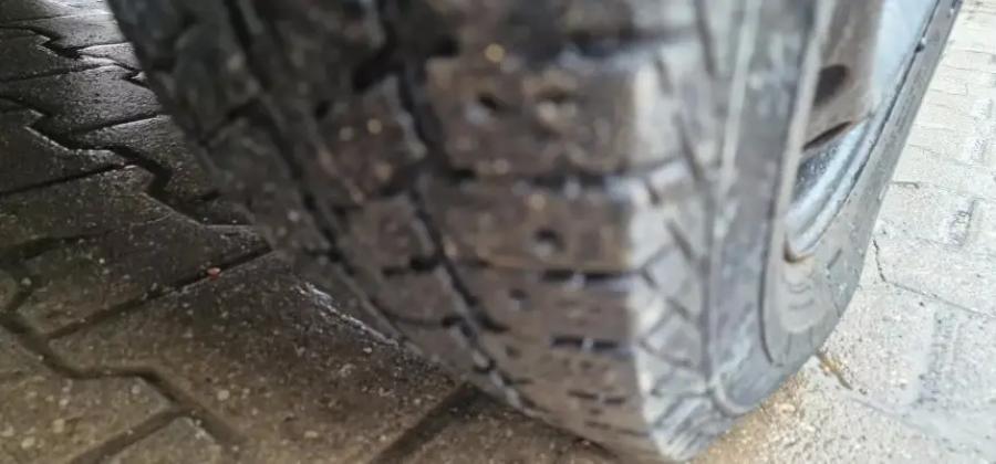 Pelēks Nissan Primastar 2006 Valmiera, ar dzinēja tilpumu 1.90 L un nobraukumu 576 tūkst. km par 3200 €, foto 13 vietnē AUTOMOTO.COM.LV