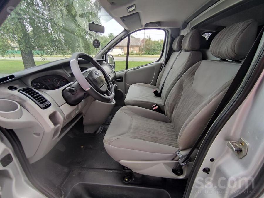 Pelēks Nissan Primastar 2007 Rīga, ar dzinēja tilpumu 2.00 L un nobraukumu 400 tūkst. km par 3950 €, foto 8 vietnē AUTOMOTO.COM.LV