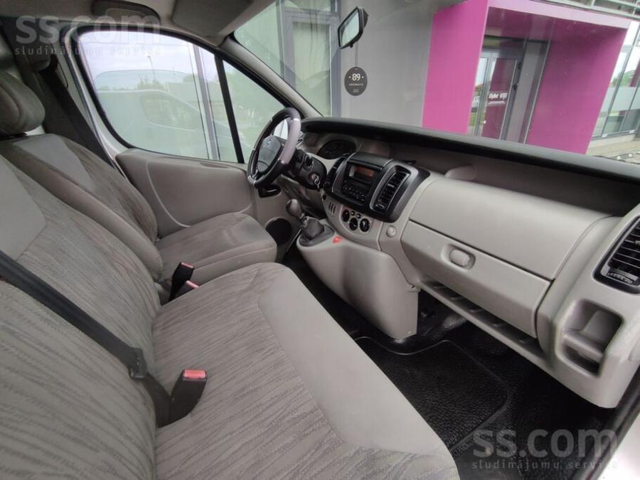 Pelēks Nissan Primastar 2007 Rīga, ar dzinēja tilpumu 2.00 L un nobraukumu 400 tūkst. km par 3950 €, foto 10 vietnē AUTOMOTO.COM.LV