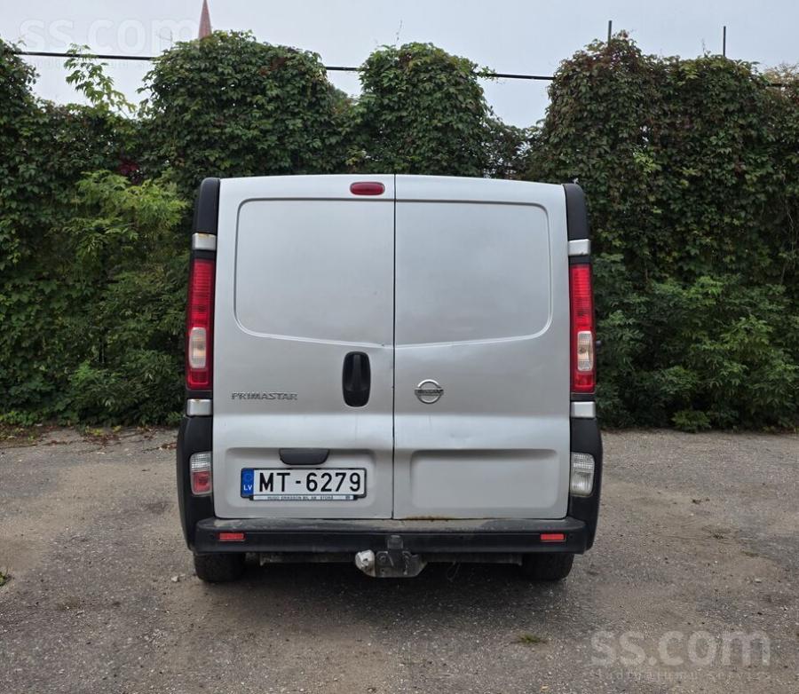 Pelēks Nissan Primastar 2010 Jelgava, ar dzinēja tilpumu 2.00 L un nobraukumu 0 tūkst. km par 3490 €, foto 7 vietnē AUTOMOTO.COM.LV