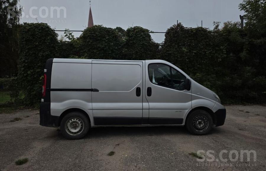 Pelēks Nissan Primastar 2010 Jelgava, ar dzinēja tilpumu 2.00 L un nobraukumu 0 tūkst. km par 3490 €, foto 8 vietnē AUTOMOTO.COM.LV