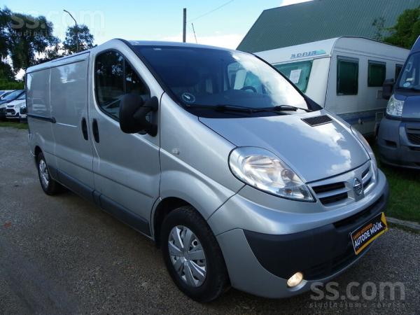 Grey Nissan Primastar 2014 in Valka, with an engine capacity of 2.00 L and mileage of 236 thousand km for 5999 €, photo 3 on AUTOMOTO.COM.LV